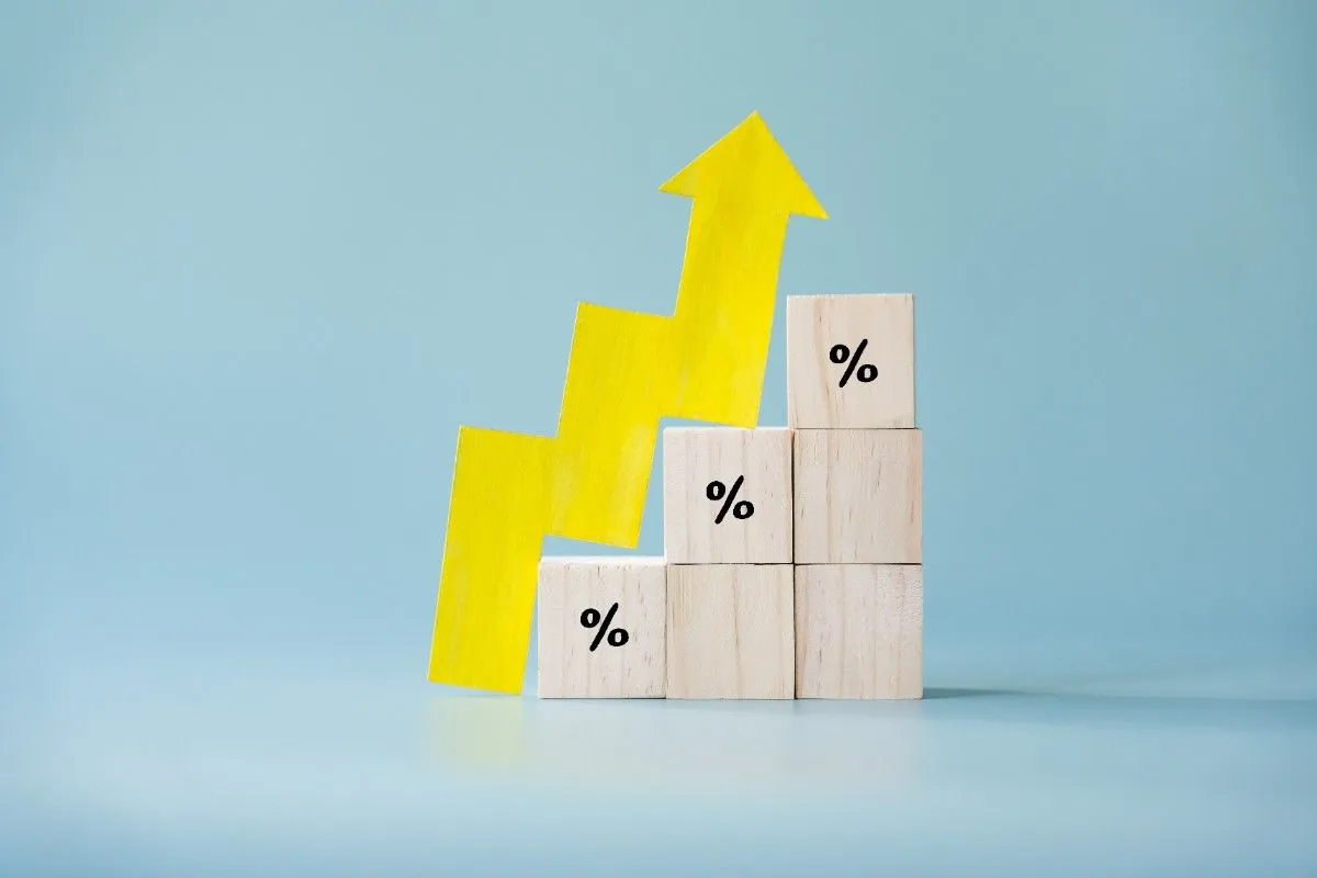 Why Did Silver Surge Yesterday? Key Drivers Behind the Move - Edge-Forex